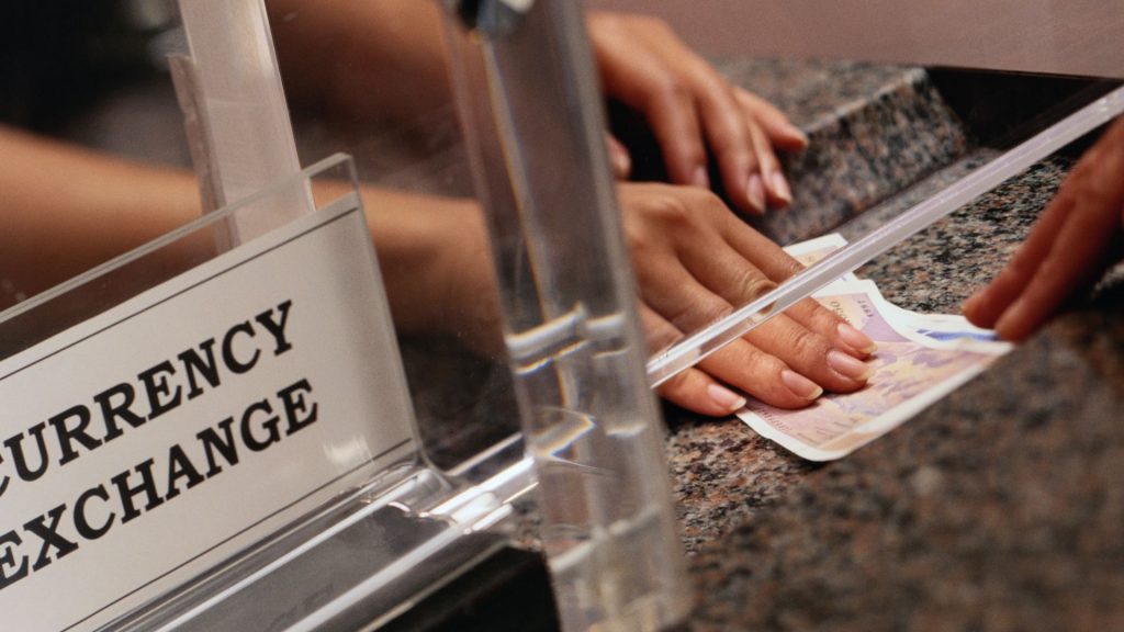 How To Exchange Money In Argentina Carry On Remotely how-to-exchange-money-in-argentina-carry-on-remotely